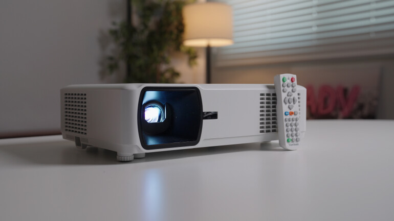 [리뷰] 뷰소닉 V40W: 5,000루멘 광원 밝기, 20년 수명 자랑하는 기본기 탄탄한 프로젝터 - 씨넷코리아 | 글로벌 IT 미디어